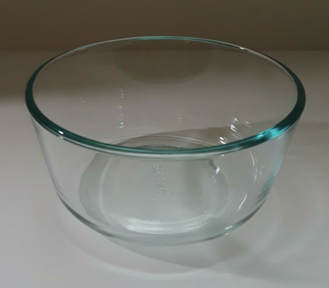 Pyrex #7201 Clear Round 1 Quart Bowl With Green Tinted Rim. | eBay