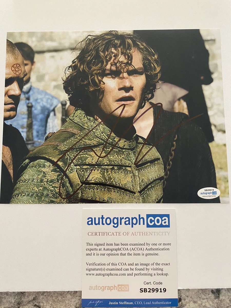 Finn Jones 2022