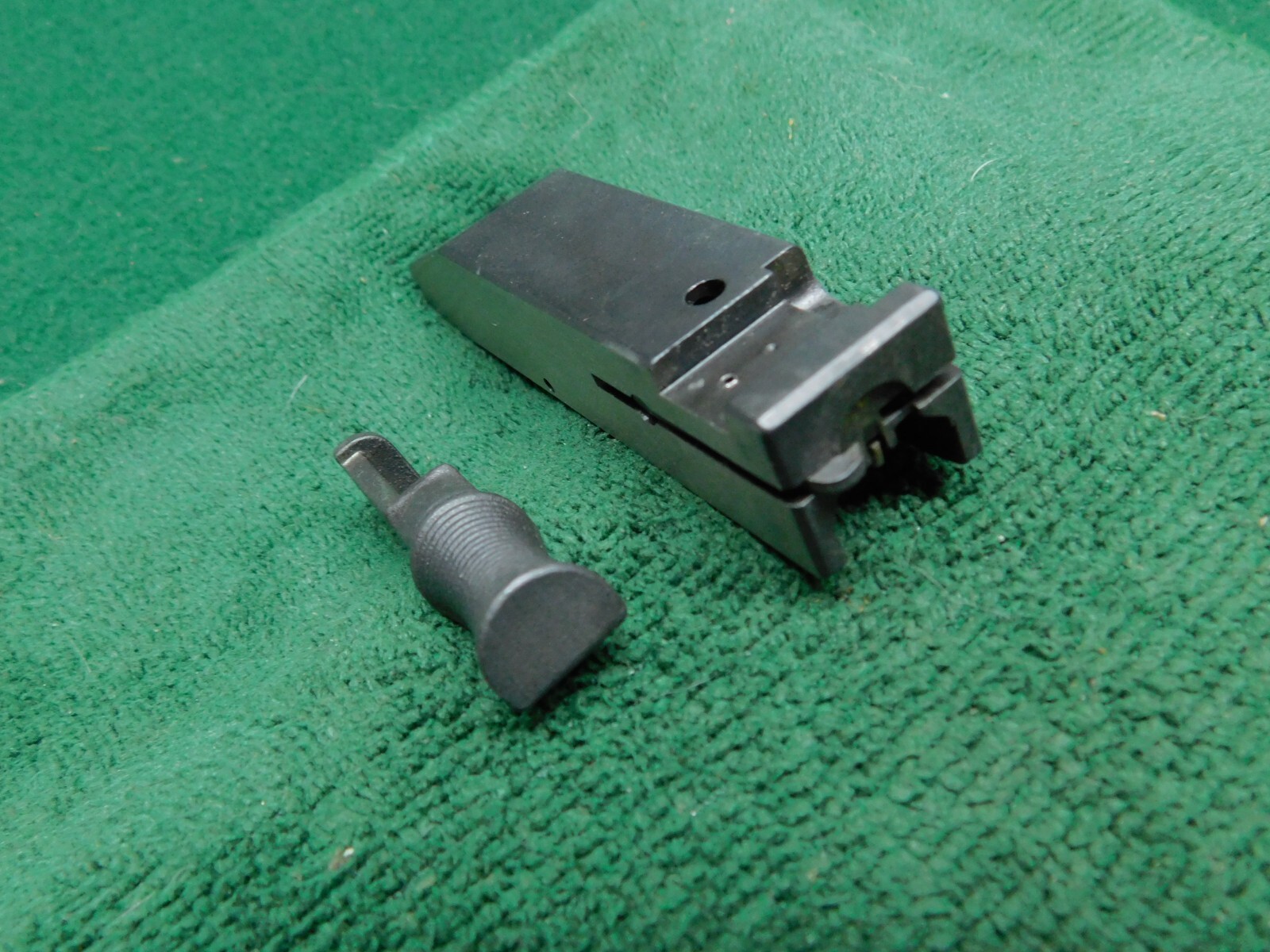 Mossberg 702 Plinkster Bolt Assembly .22 LR Original #2 | eBay