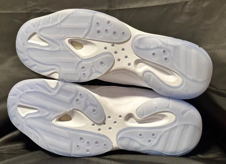 Air Jordan 11 CMFT Low (Cherry) White/Gym Red/Black - Size M14 (DN4180 ...