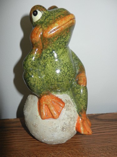 Frog Ceramic on Rock "The Thinker" Hand Made VTG Retails $43.99 New ...