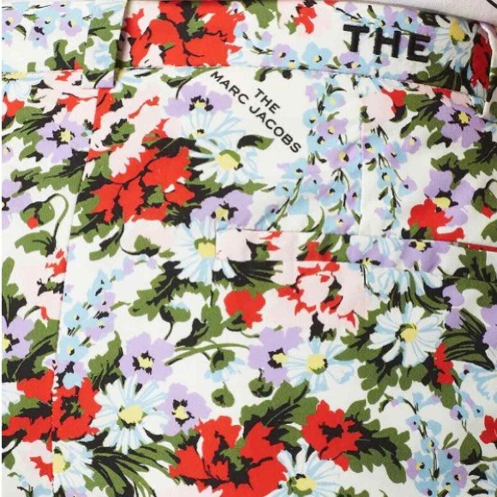 Marc Jacobs the short floral-print pattern logo short… - Gem