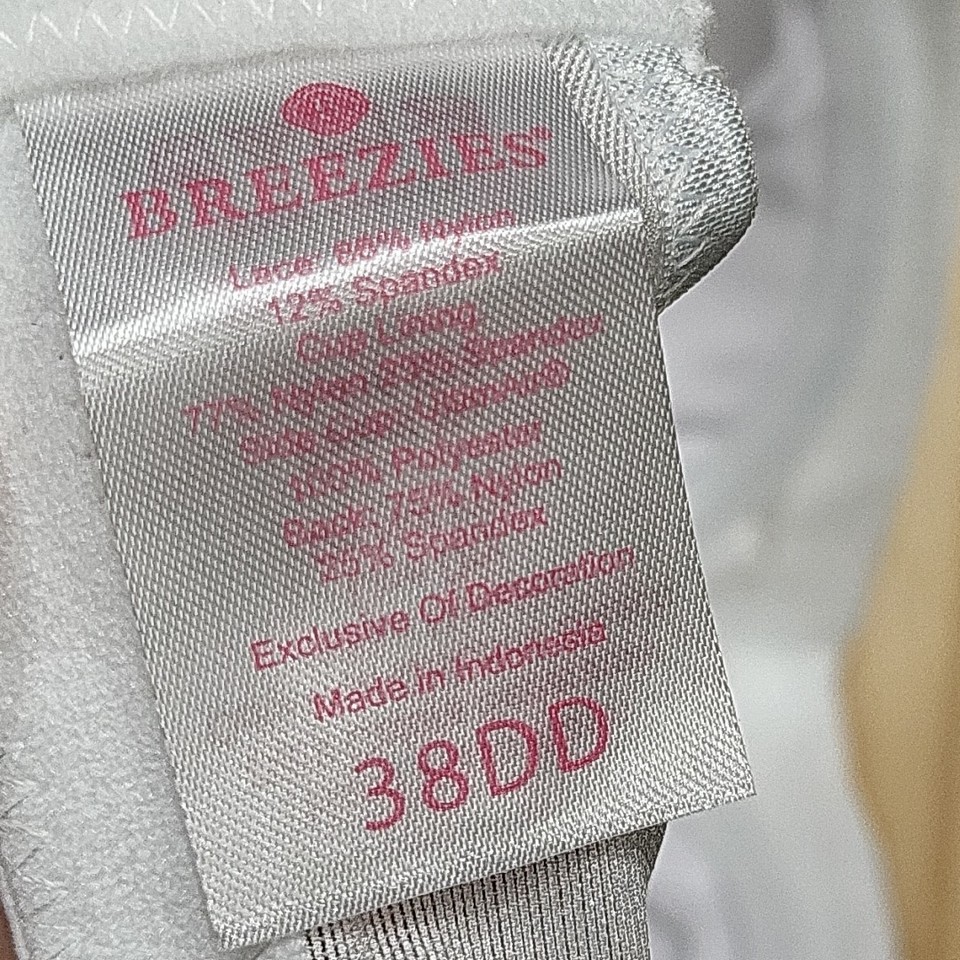 Breezies Womens Everyday Underwire Bra Size 38DD White Lace No Padding ...