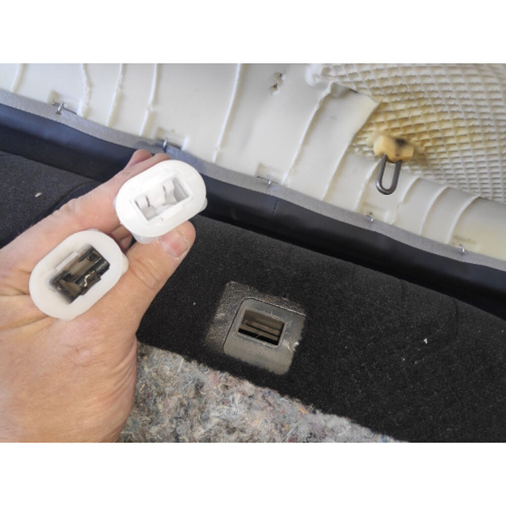 2 Car Rear Cushion Seat Fixing Grommet Retainer Clips for GM Chevrolet ...