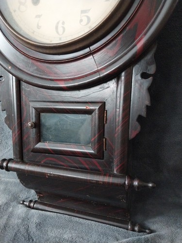 New Haven Key Wind Pendulum Striking Wall Clock Circles Face Unusual ...