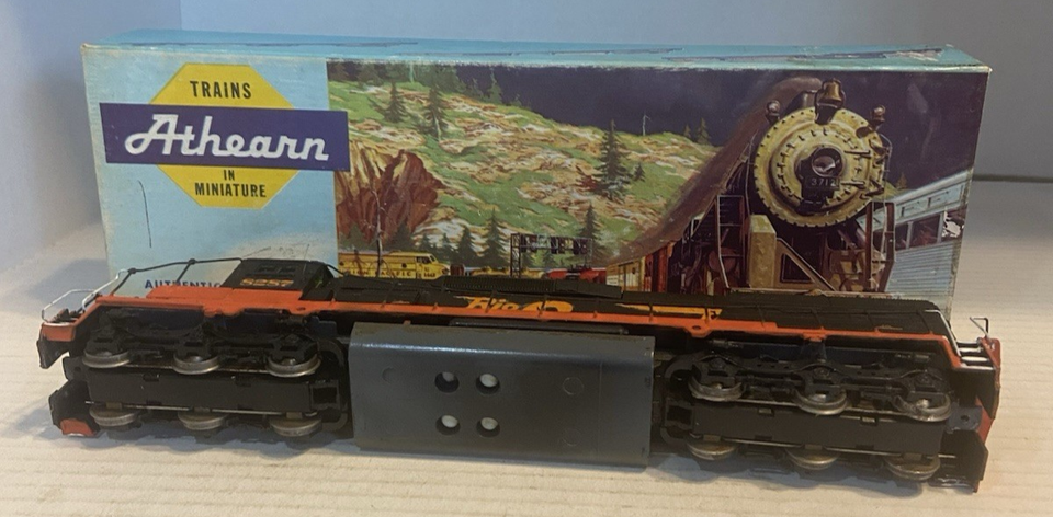 ATHEARN HO SCALE ~ RIO GRANDE SD40T-2 POWERED LOCOMOTIVE # 8287 Tested ...