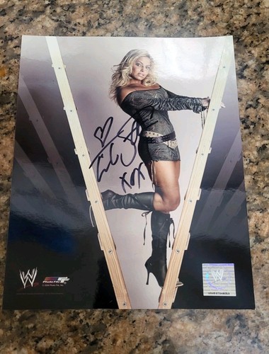 Trish Stratus Signed Wwe 8x10 Photo Autographed Divas HoF | eBay