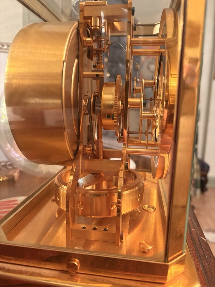 Elegant Vintage LeCoultre Atmos Clock – Calibre 519 Serial Number ...