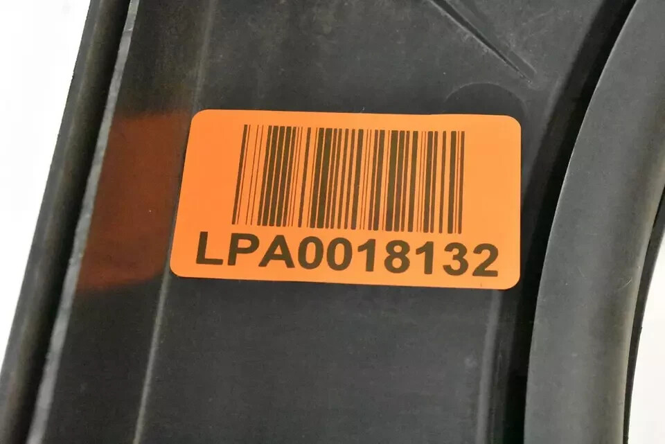 03-12 Mercedes R230 SL500 SL550 Engine Motor Cooling Radiator Fan ...