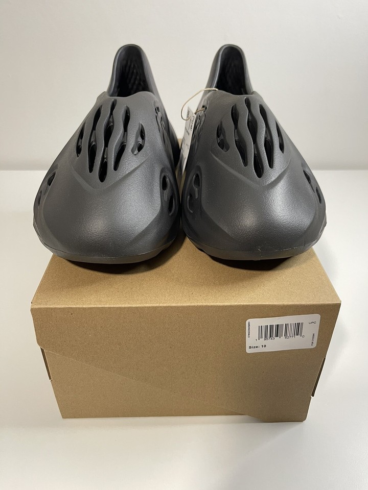 Adidas Yeezy Foam Runner RNR Onyx HP8739 Men’s Size US 10 BRAND NEW | eBay