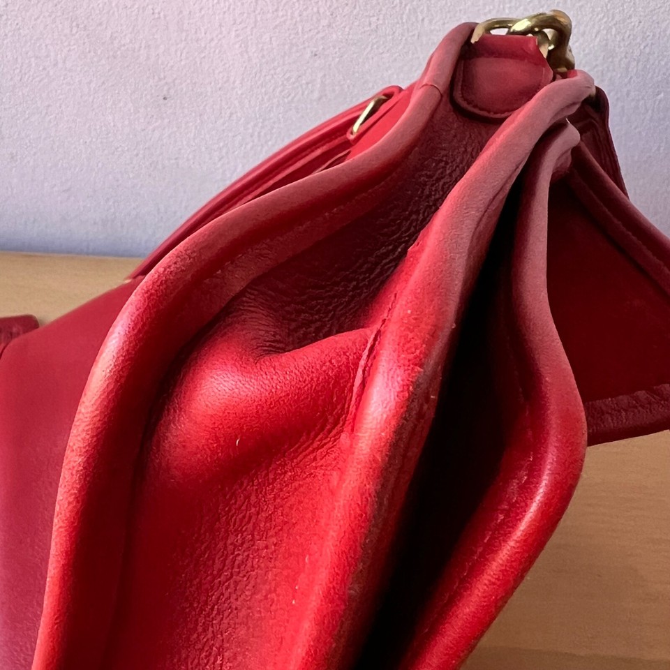 VINTAGE 1990’S COACH CHEERY RED LEATHER SHOULDER BAG IN GREAT PRELOVED ...