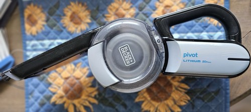 BLACK+DECKER 20V Lithium Pivot Vacuum + Charger - BDH2000PL ...