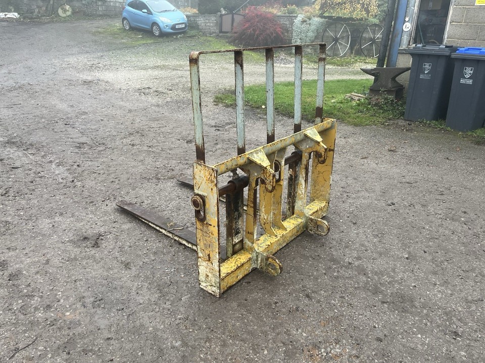Pallet Forks.Loader Tines Tractor Telehandler Loadall JCB Kramer ...