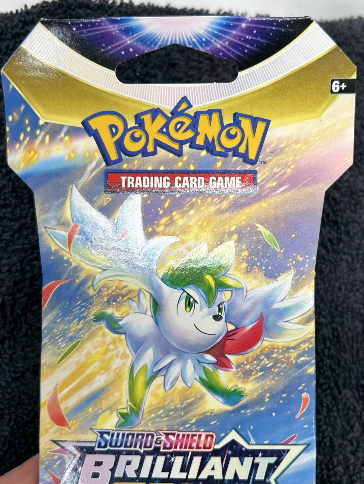 Pokémon TCG: Sword & Shield-Brilliant Stars Sleeved Booster Pack (10 ...