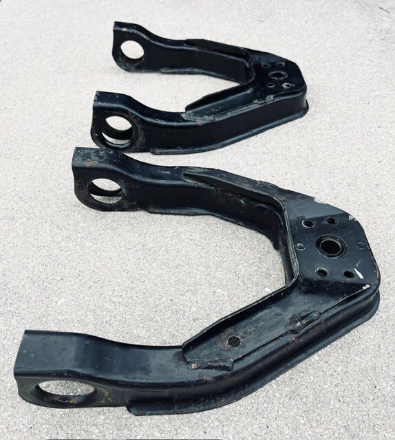 DeLorean OE suspension upper control arms - pair (no bushings/ball ...