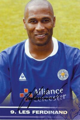 LES FERDINAND LEICESTER CITY & ENGLAND SIGNED CARD 4 X 6 INCH .(REDUCED ...