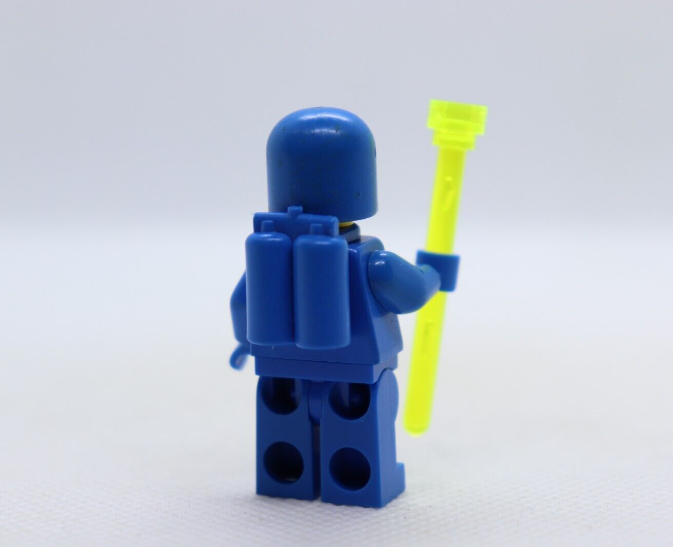 Blue Spaceman Astronaut 6971 6940 1980's Classic Space LEGO Minifigure ...