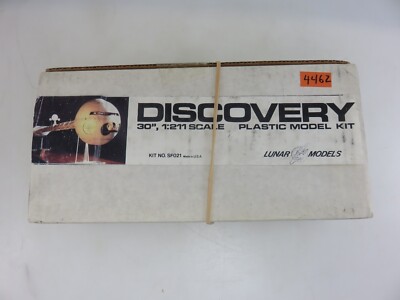 Lunar Models 2001 A Space Odyssey DISCOVERY XD-1 1/211 Scale 30" Long ...