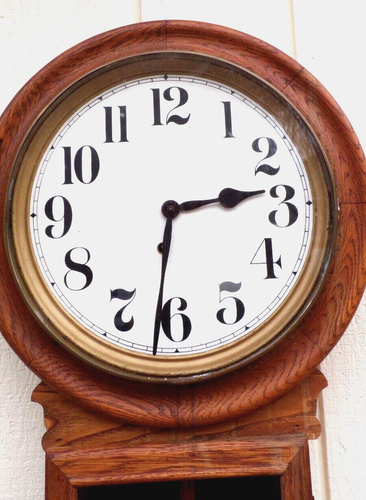 Antique American Ingraham Long Drop Round Head Oak Regulator Clock 'S ...