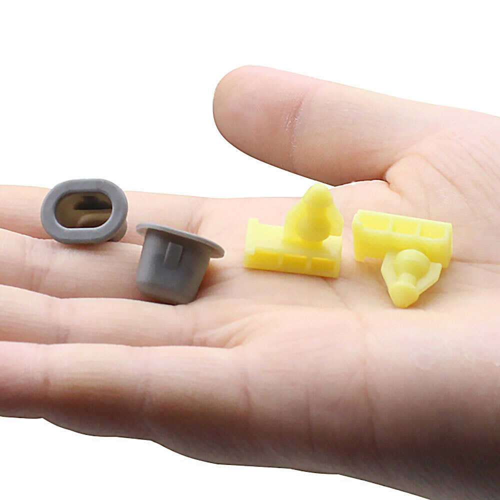 20 Wheel Well Opening Moulding Clips & Flare Grommets For Nissan For ...