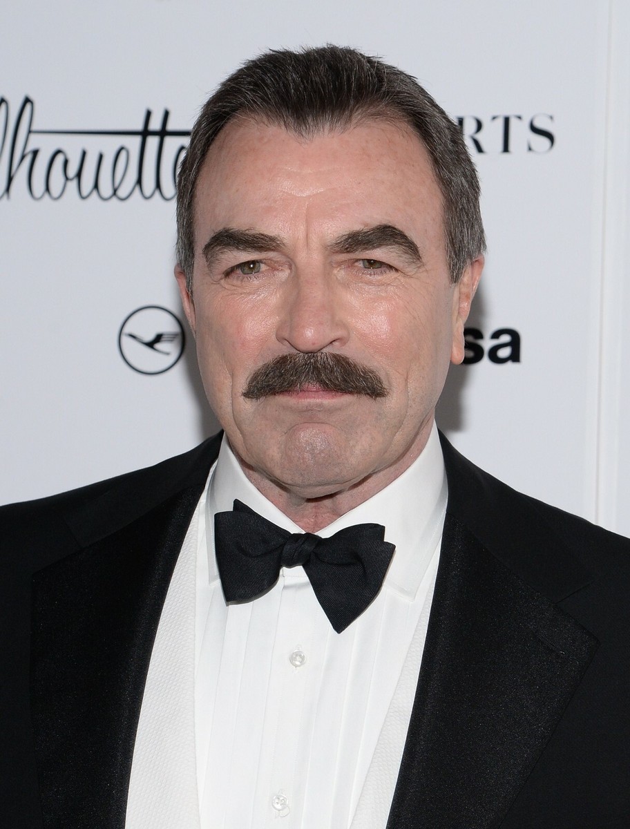 Teddy Bell's Instagram, Twitter & Facebook on IDCrawl