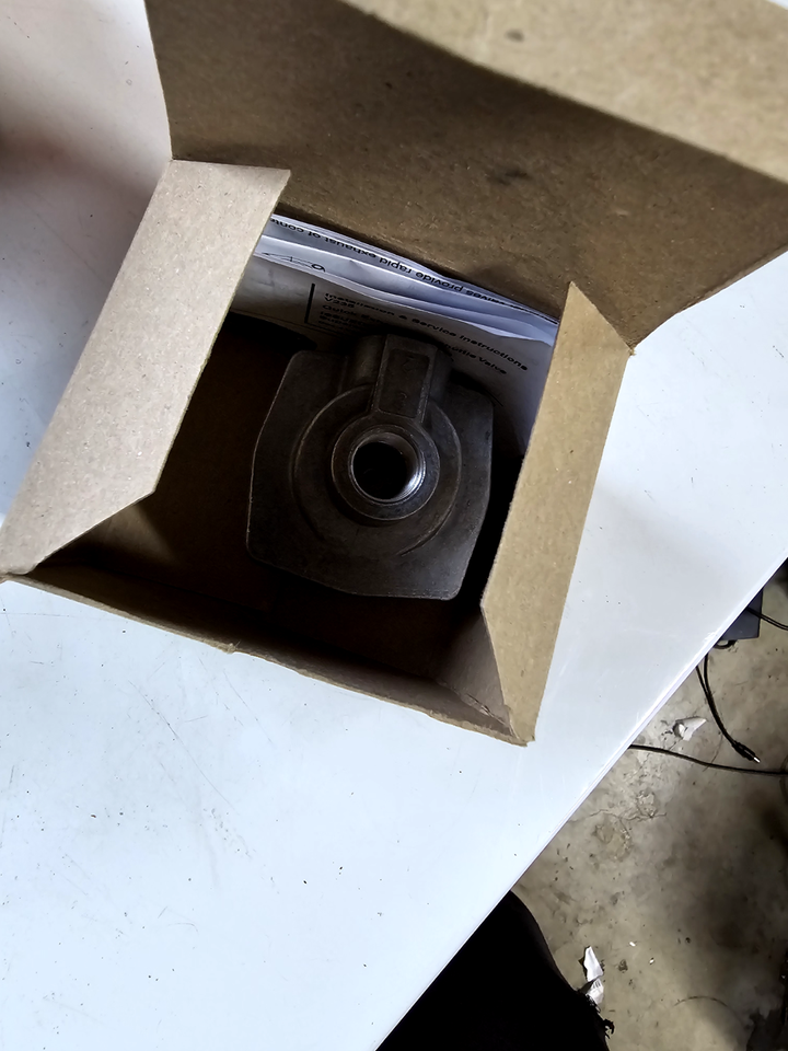 Parker 0R37B 0R37B 3/8" Quick-Exhaust Valve, Maximum Working Pressure ...