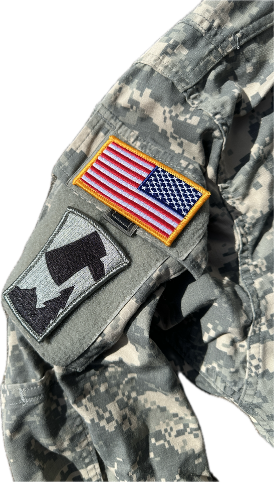 US Army Ucp Acu Jacket 6 Patches USA 70th Division Corporal Hunter ...