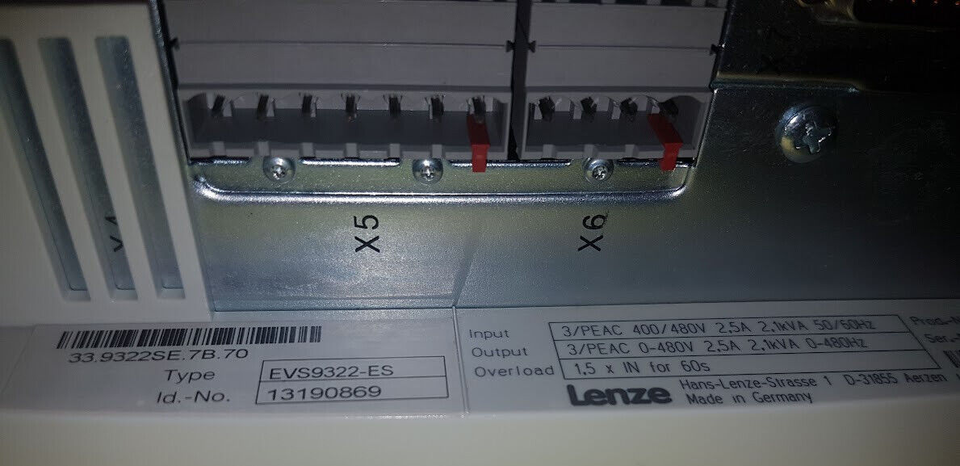 Lenze EVS9322-ES Servo EVS 9322-ES 33.9322SE.7B.70 ID.-No. 13190869 ...