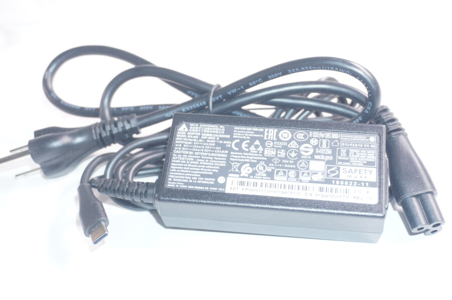 KP.04501.023 Acer 45W 15.0V 3.0 A Ac Adapter NX.GV2AA.002 CP311-1H-C1FS ...