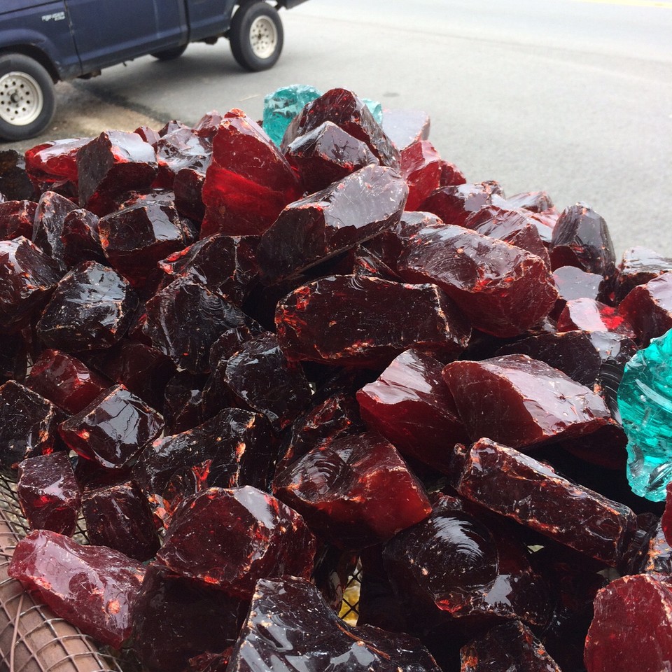 Blood Red Bulk 5 lb Slag Glass Cullet Sorcerer Stone Landscaping ...