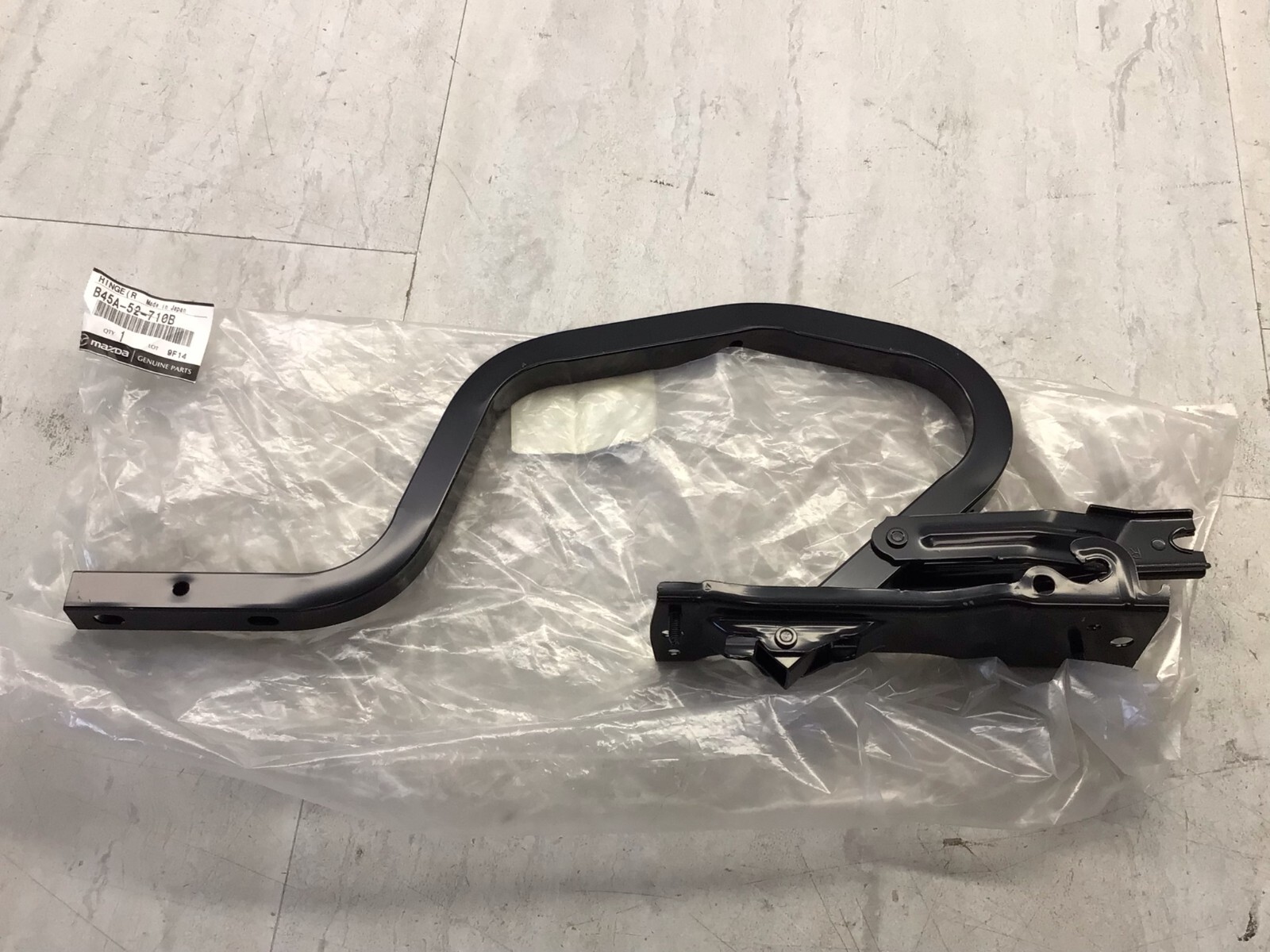 2014-2016 Mazda 3 OEM Right Trunk Lid Hinge B45A-52-710B | eBay