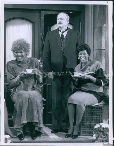 1988 Photo Marla Gibbs Alaina Reed Franklin Cover On 227 Episode ...