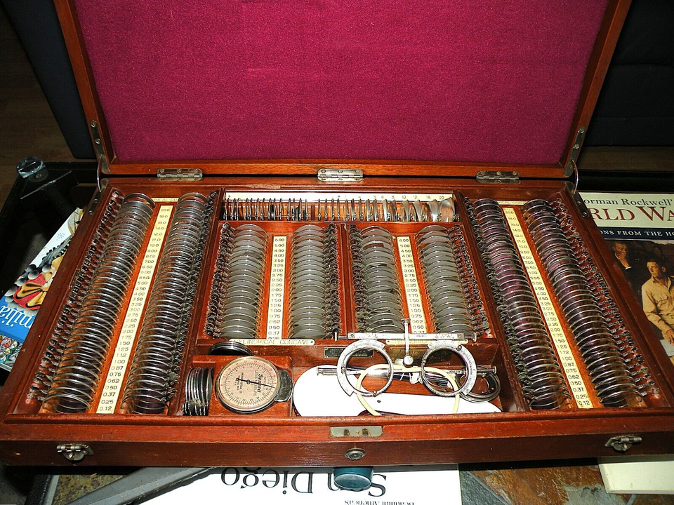 VTG AMERICAN OPTICAL WWI US ARMY WELLSWORTH PRODUCT OPHTHALMIC TRIAL ...