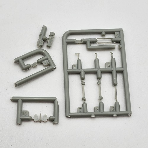 Academy 1/72 Messerschmitt Bf-109E 2133 Parts Kit Bash Misc Body Pieces ...
