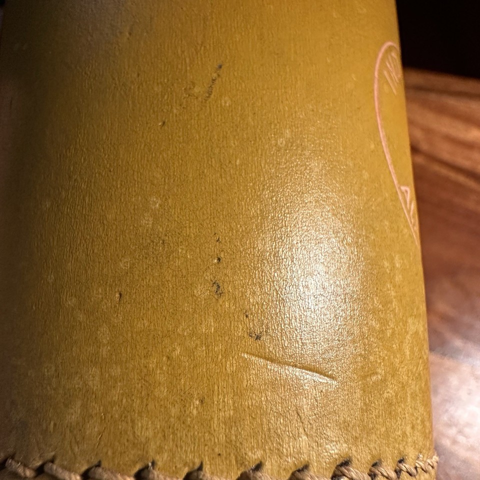 Vintage 1934–1959 Ind Coope Allsopp Leather Dice Cup Breweriana Pub Tan ...