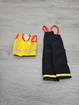 GI Joe Firefighter Fireman 1996 11” Action Figure Metro Fire 46 OUTFIT ...