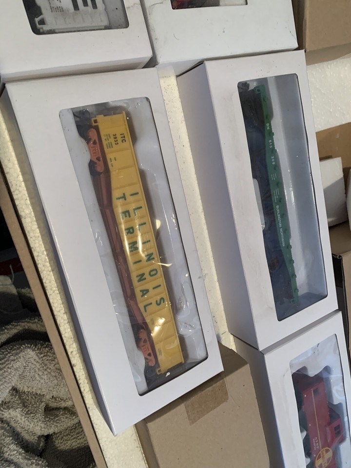 Walthers Trainline Ready For Fun Train Set 931-870 ATSF | eBay