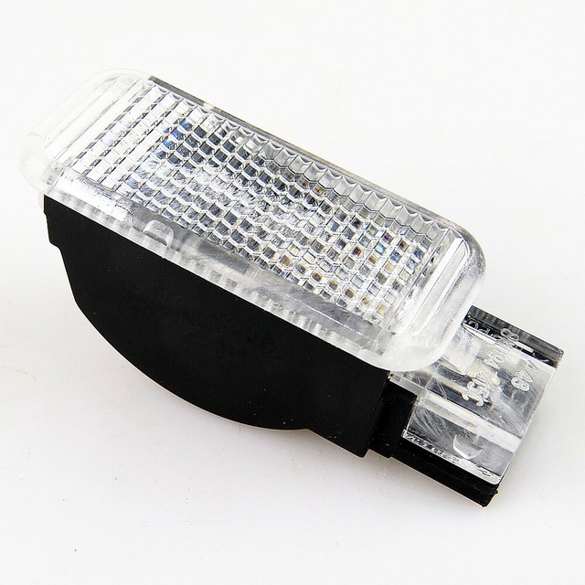 12V Halogen Trunk Lamp Luggage Light Bulb 8KD 947 415 C For Audi TT A4 ...