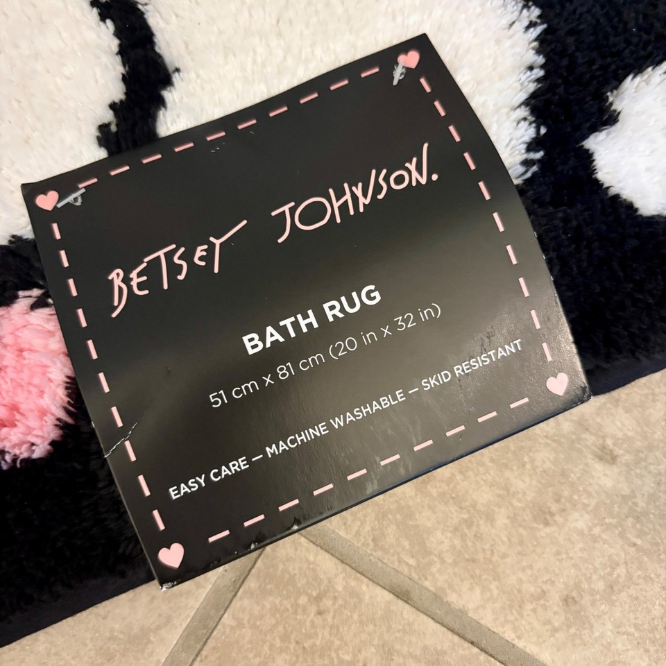 Betsey Johnson Hey Boo Ghost Bath Rug Black Pink Halloween Decor 20 x ...