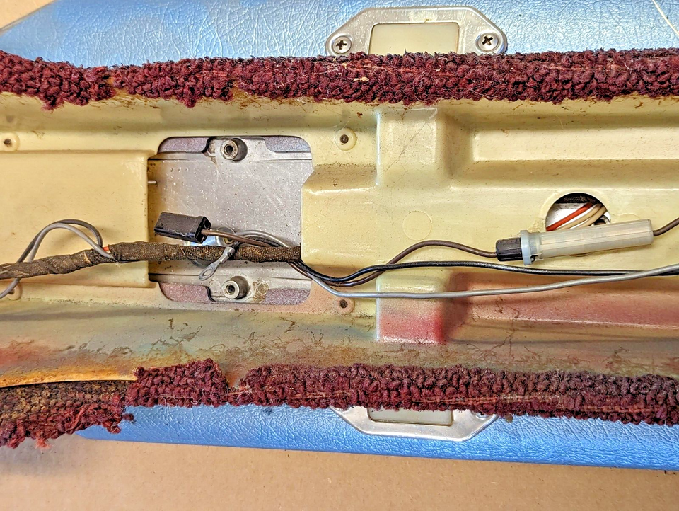 1964 1965 OLDSMOBILE CUTLASS F85 AT FLOORSHIFT CENTER CONSOLE OEM | eBay