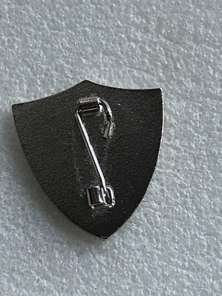 Rare Collectable Tottenham Hotspur Supporter Enamel Badge Wear Proud ...