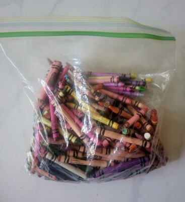 Gallon Bag Loose Crayola Crayons Over 2 Lbs Assorted | eBay