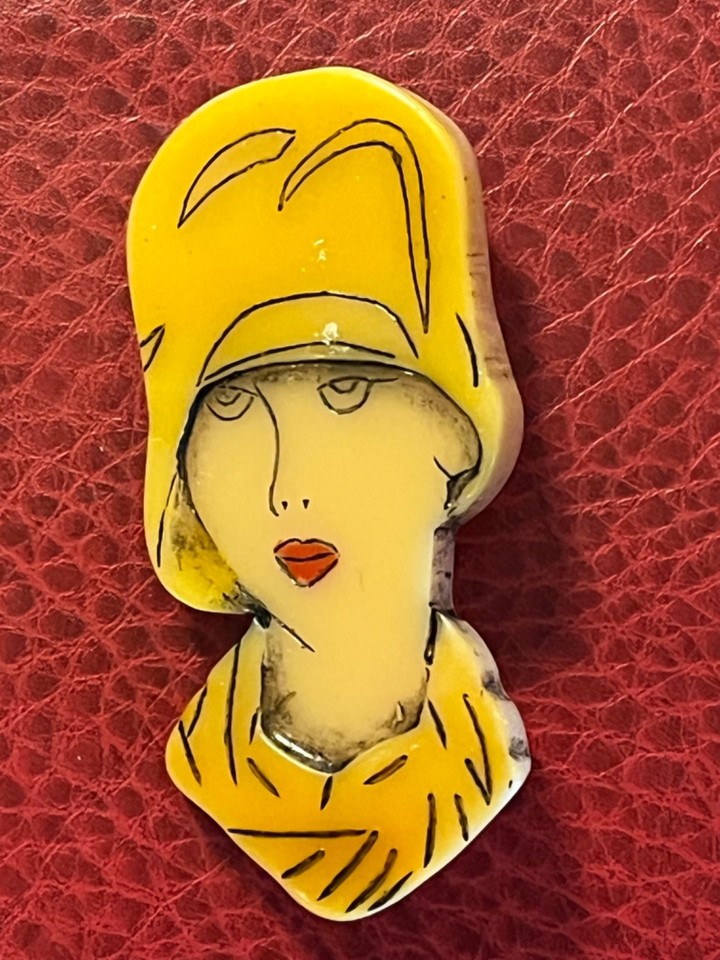 Unusual Tested Bakelite Flapper Girl Pin/Brooch with Ruby Red Lipstick ...