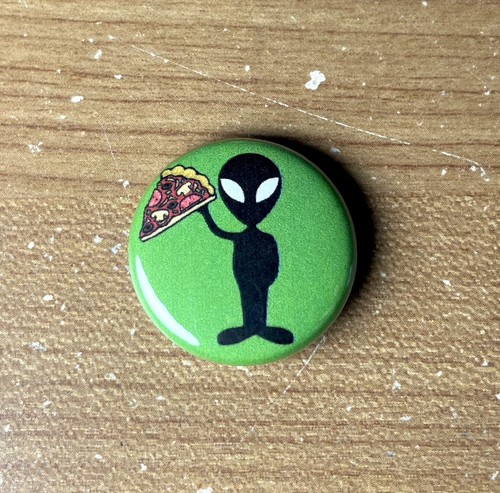 Alien and Pizza Fridge or Locker Magnet Funny Cool Alien Round Magnet 1 ...