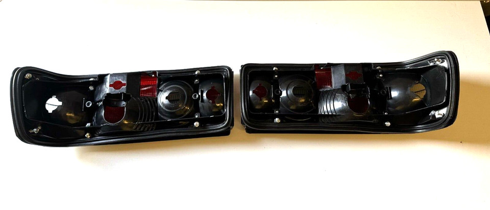 NEW ! Smoke Rear Tail Light Taillight Rear Lamp for Mercedes-Benz W126 ...