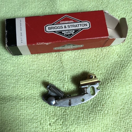 Vtg Briggs and Stratton 391284 Breaker Ignition Points 8726 NOS | eBay
