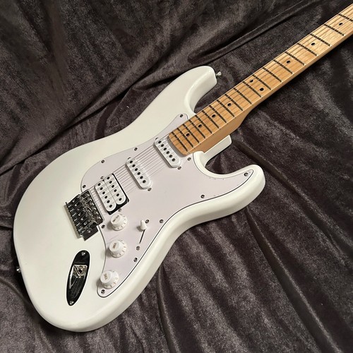 White Strat Style Guitar - Maple Fretboard | eBay