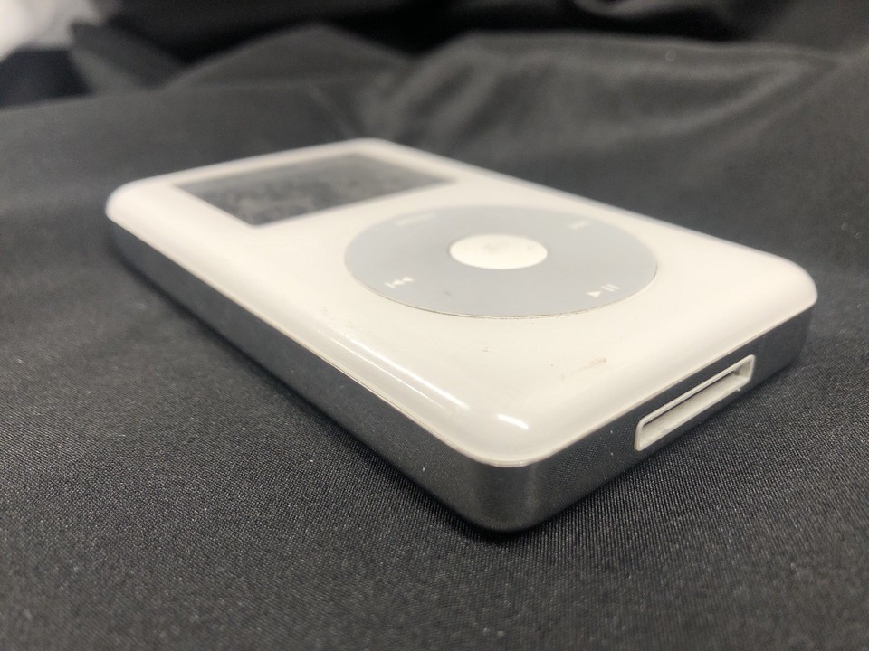 Apple A1059 M9282LL iPod 4th Generation Click Wheel 20GB AS-iS For ...