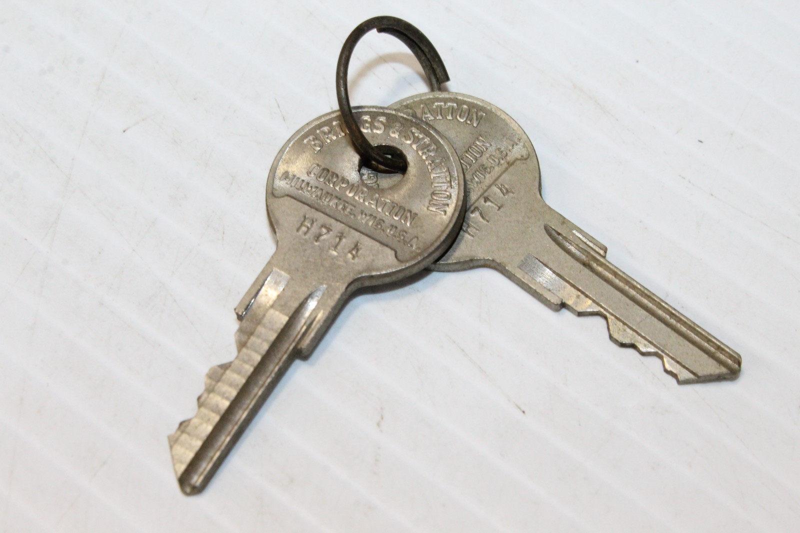 Briggs Stratton Keys H714 Harley Knucklehead Flathead Panhead Ignition ...