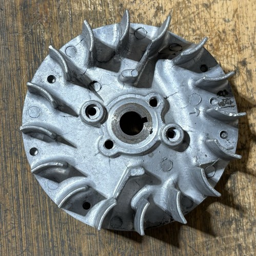 VINTAGE KART (GO CART) MCCULLOCH ENGINE MOTOR FLYWHEEL MC101 & OTHERS ...